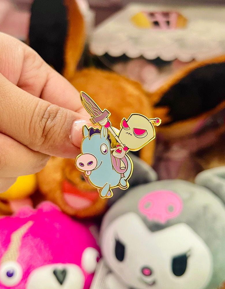 ENAMEL PINS – Disliz